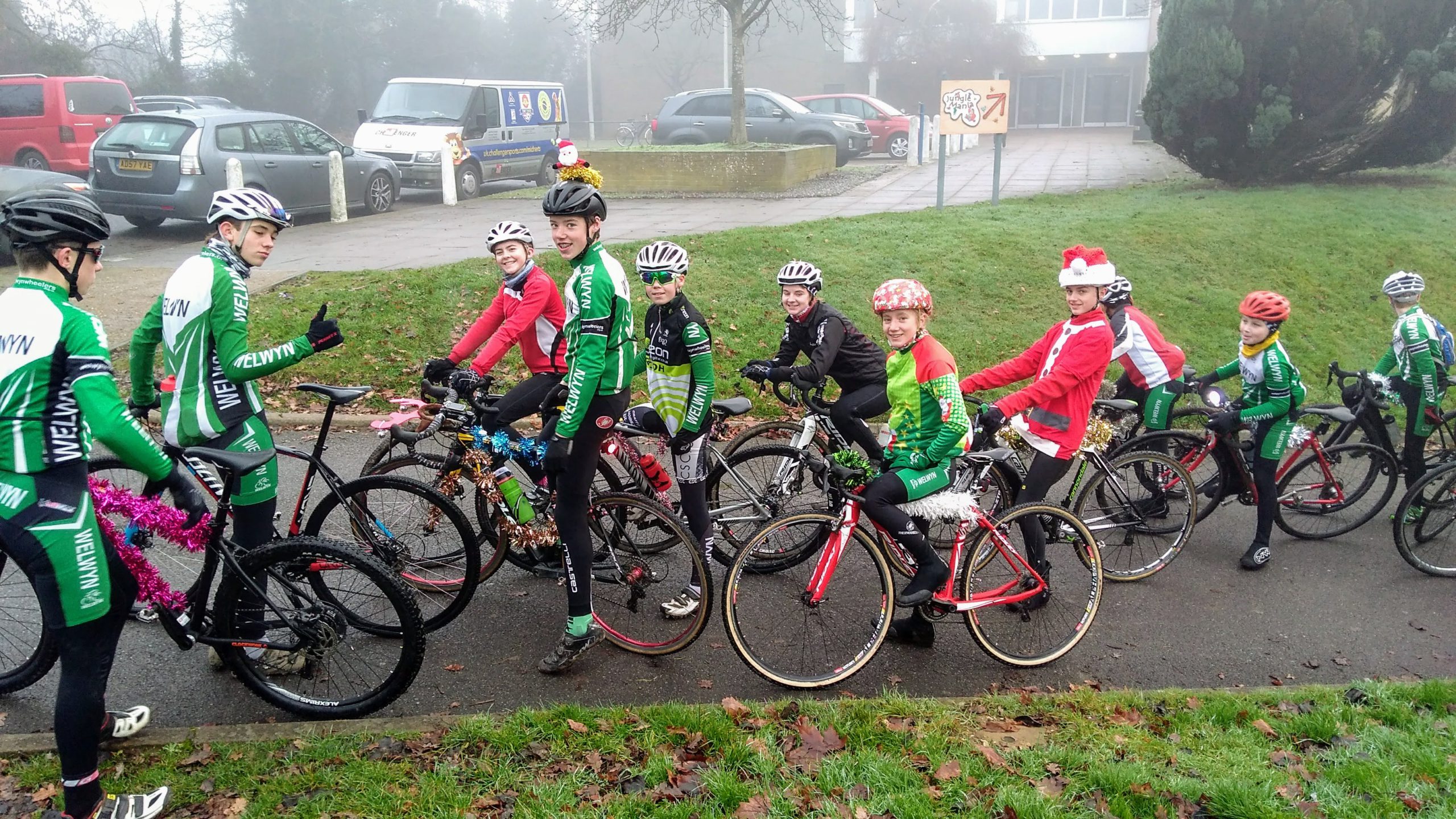 Christmas Fancy Dress Off Road Ride 2021 – Welwyn Wheelers